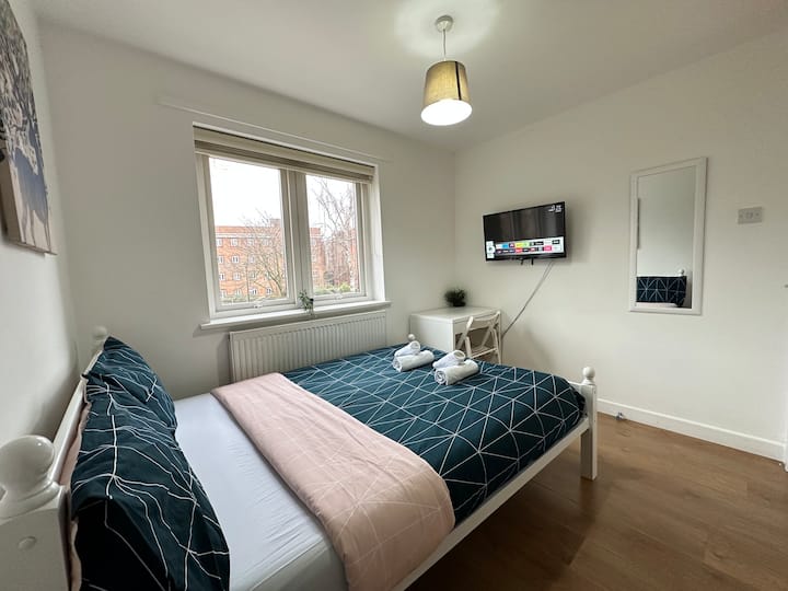 Comfy Double Room In City Centre - London