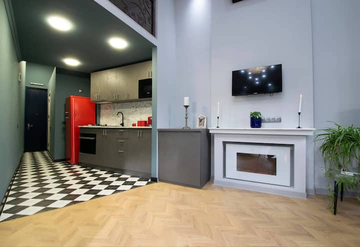 Riverside Escape - Tbilissi