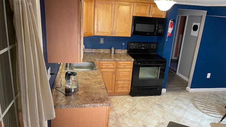 Comfortable And Convenient Stay! - Salem, MA