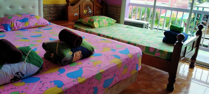 Air-con Room 2 Bed For 3 Persons - Thani