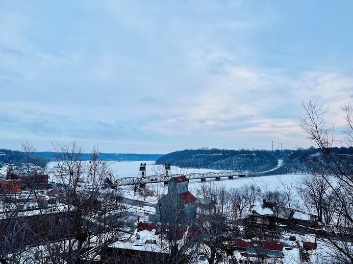 Historic Stillwater Getaway - Charm Of Churchill - Baytown Township