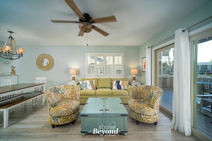 Pets Stay Free, Near Beach And Private Dock - Rockport, TX