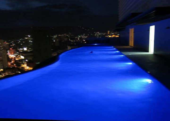 Luxury Apartment With Netflix And Disney+ - Cebu City