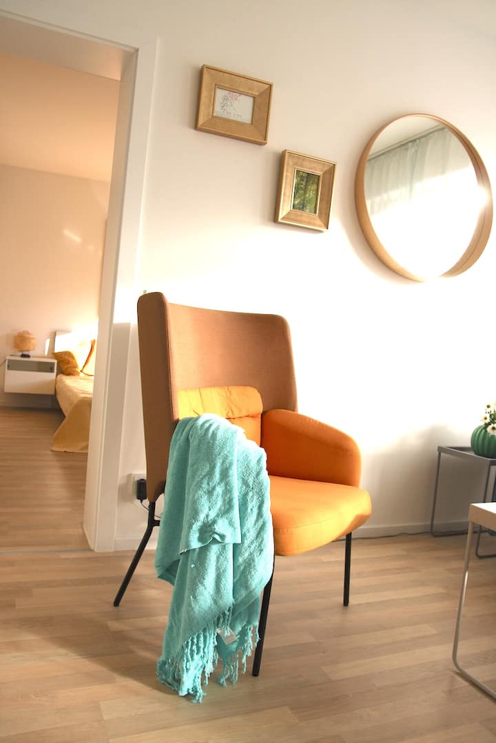 Neuss/düsseldorf: Luxuriöses 2-zi.-apartment - Neuss