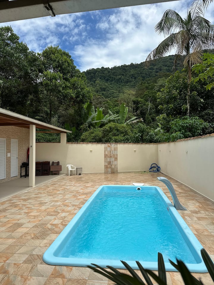 Casa P/ 13 Pessoas, Para Quem Quer Paz E Sossego. - Ubatuba