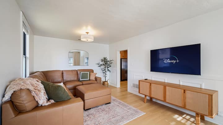 Family-friendly 4br Provo Home Near Provo Airport - Provo, UT