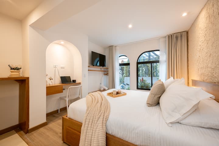 Beautiful Cozy Suite W/ac Heart Of Laureles | Nm3 - Medellín
