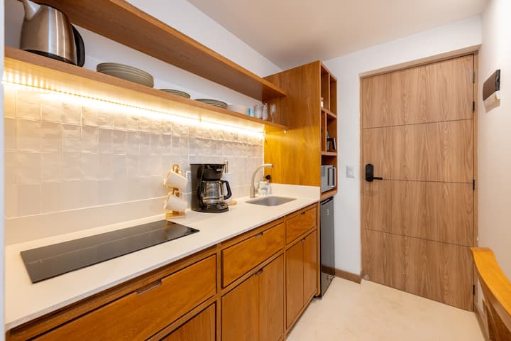 Beautiful Cozy Suite W/ac Heart Of Laureles | Nm3 - Medellin, Antioquia, Colombia
