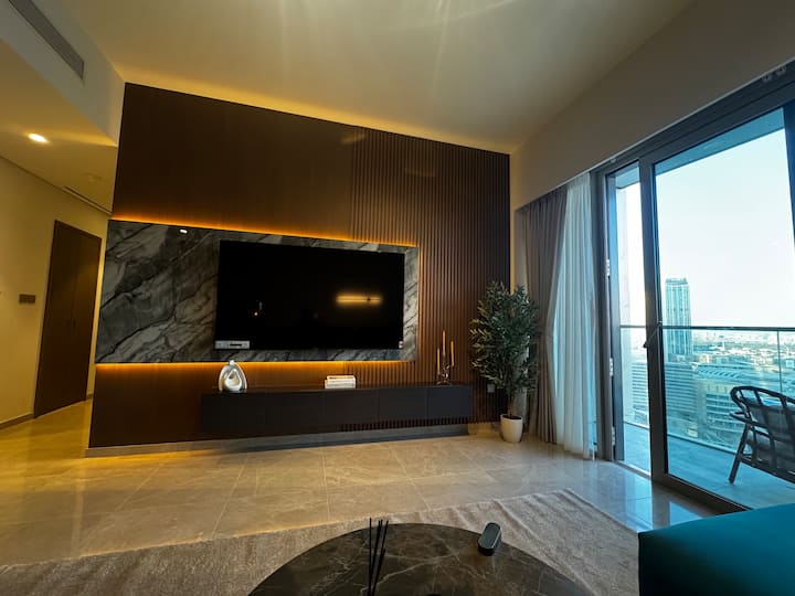 Luxury 2-bed With Stunning Burj & Fountain Views - Dubai