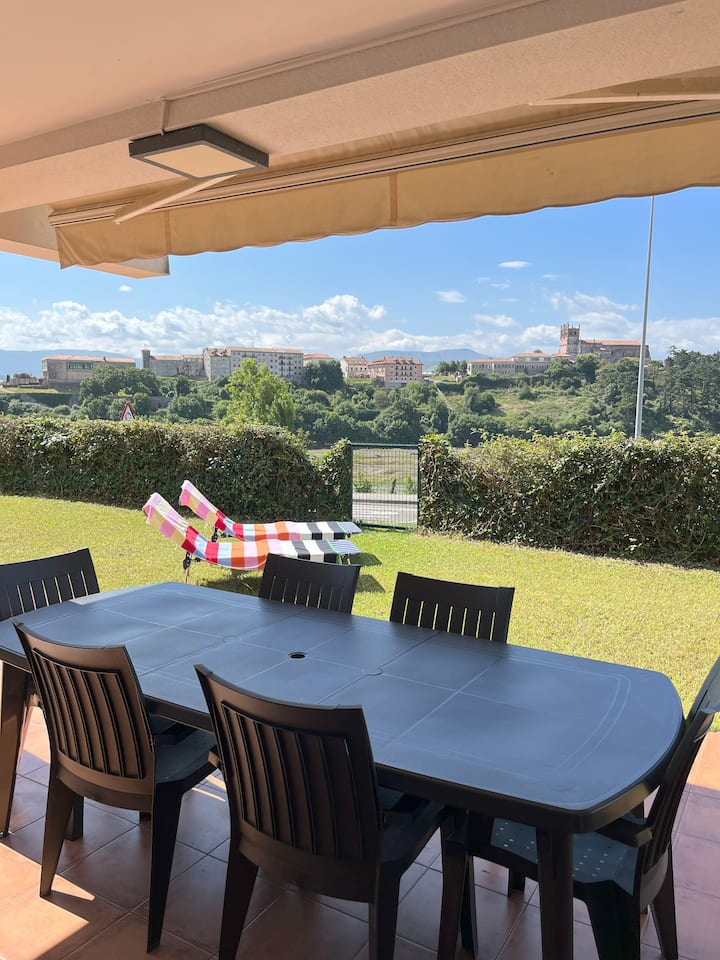Piso Con Jardín Y Vistas úNicas - San Vicente de la Barquera