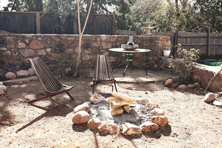 Haus Of Le Saints - セドナ, AZ