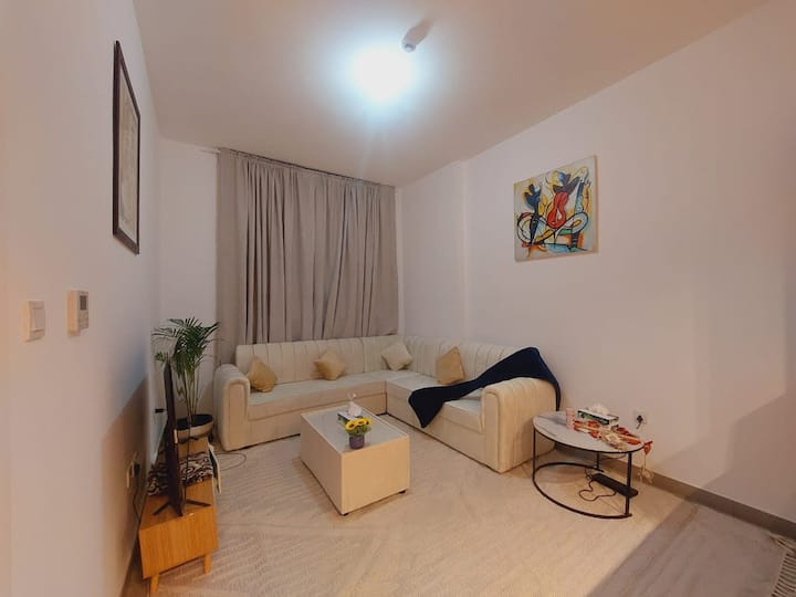 Luxurious 1br Apart - Sharjah