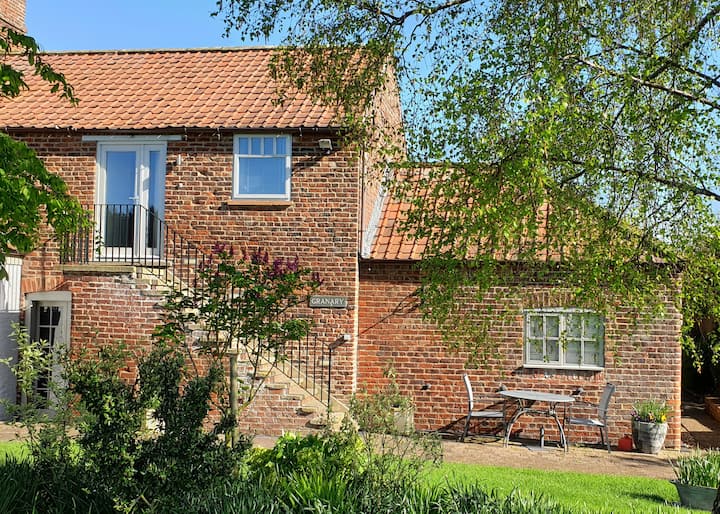The Granary, Garton On The Wolds - Driffield