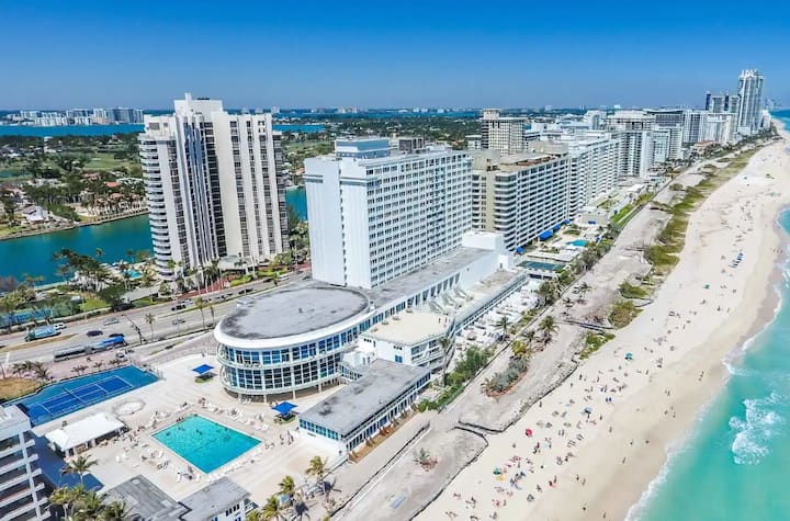 Bay-view, 2 Queen Beds + Free Valet Parking - マイアミ・ビーチ, FL