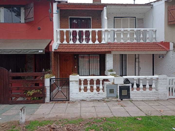 Triplex, 6 Cuadras Del Mar - Mar de Ajó