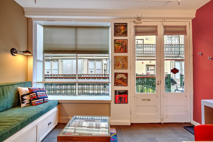 Creatively Designed Downtown Historic Arcade Loft - Providence, RI