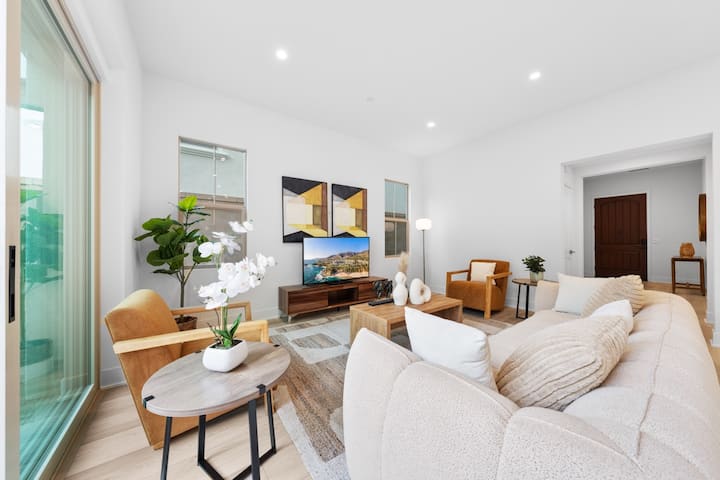 4b Cozy Villa *Amber* In Irvine - Irvine, CA