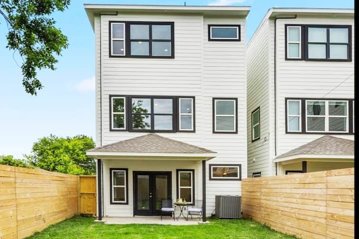 Luxury Guest House - Med Center/downtown - Houston, TX