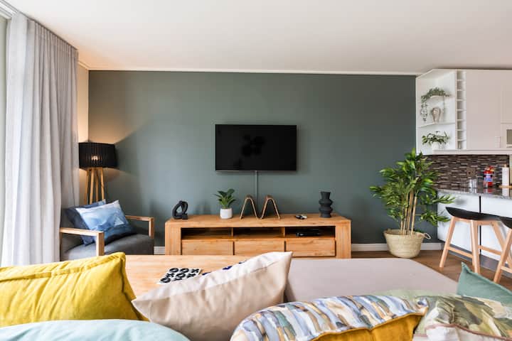 Stylish City Apartment - Cape Town
