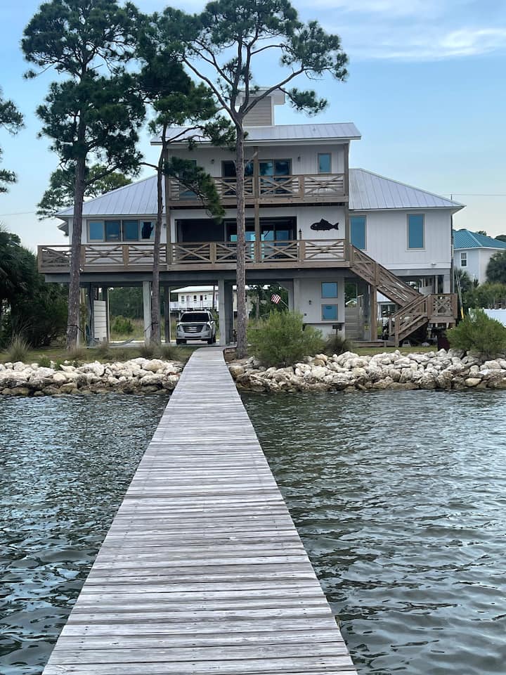 Legacy Retreat On The Bay For Your Stay! - St. George Island, FL