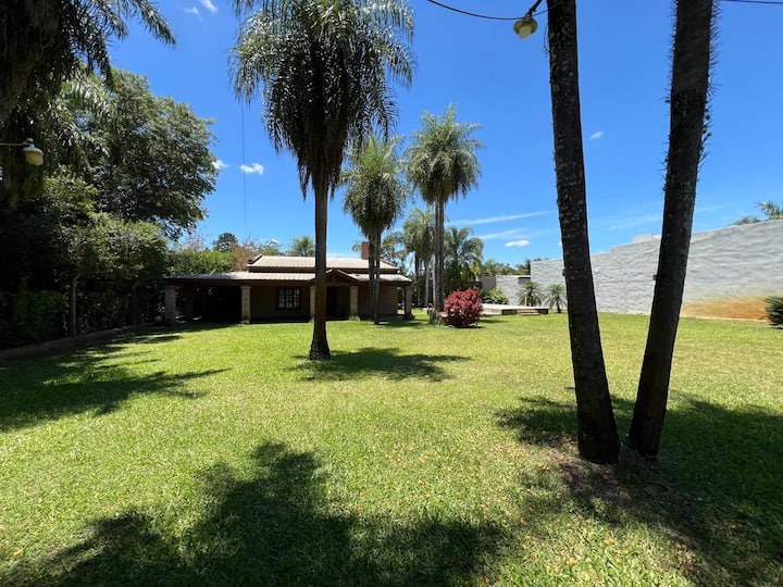 Chalet  Frente Al Rio. - Provincia de Chaco