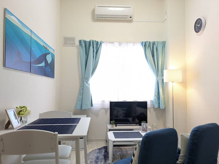 ホワイトファニチャーにブルー系インテリアで爽やかコーディネート! - Sapporo