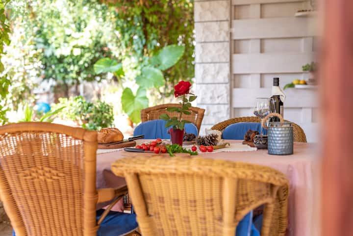 Relaxing Garden Studio - Near The Beach And Trogir - Trogir