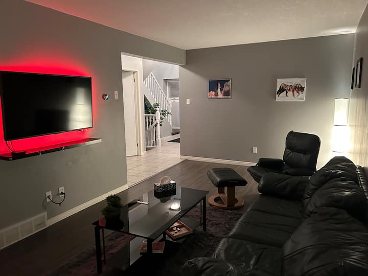 Quiet Modern 3bdr Home In London - London, Ontario