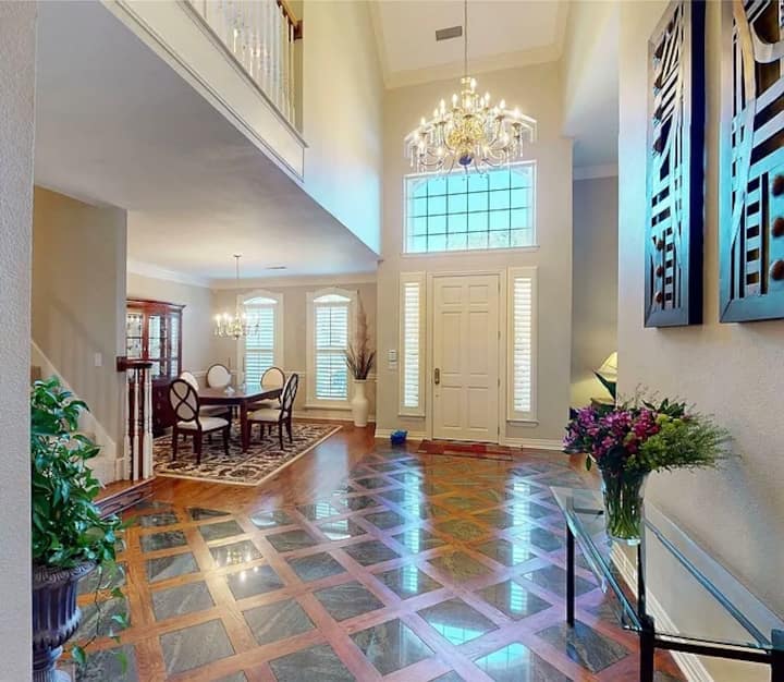 Cozy Family Getaway - Arlington, TX