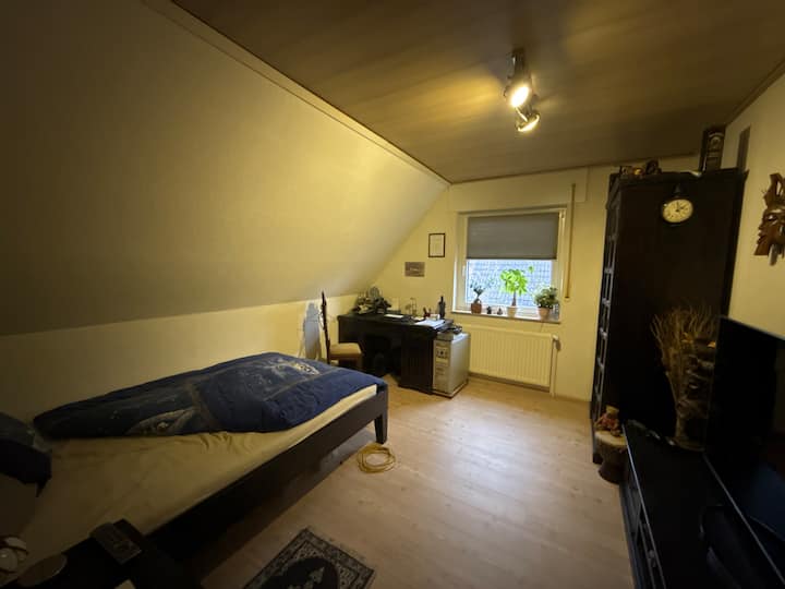 Privatzimmer In Einfamilienhaus - Delmenhorst