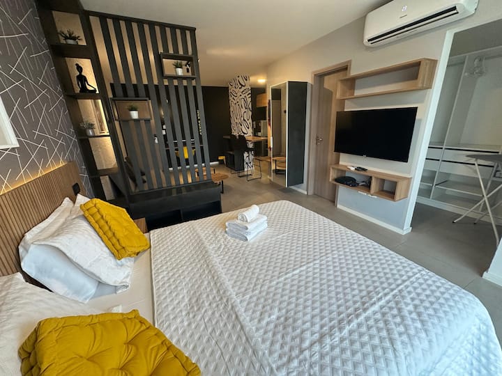 Exclusivo Depto C/vistas + Vestidor | Equipetrol - Bolivia