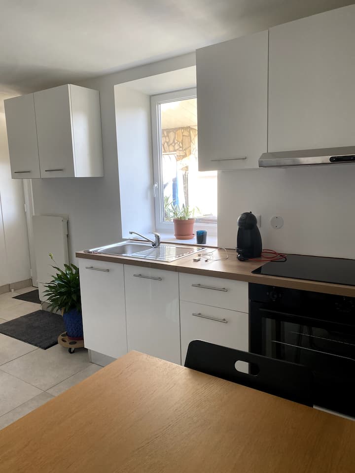 Appartement Meyzieu Proche Stade - Meyzieu