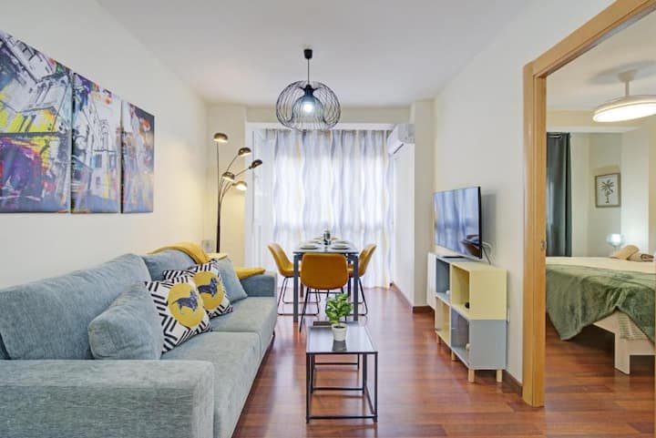 Piso Céntrico En Pedro Antonio - Granada, España