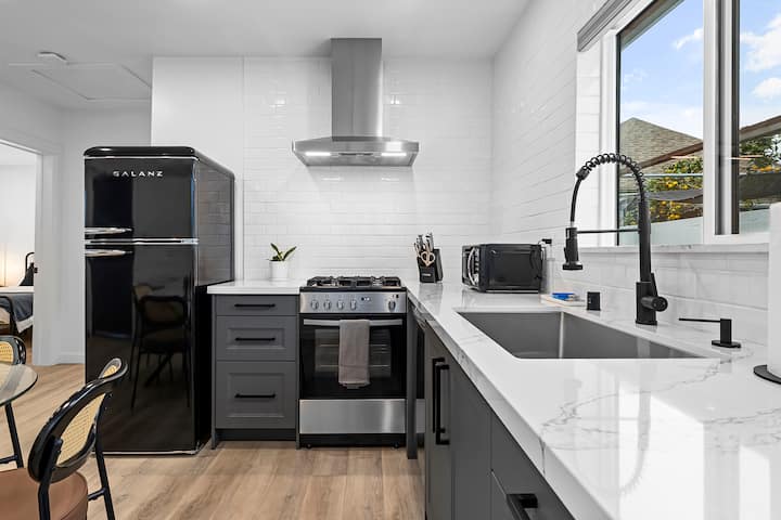 Spacious W/2br 1bath - Near Dtla East Los Angeles - Los Angeles