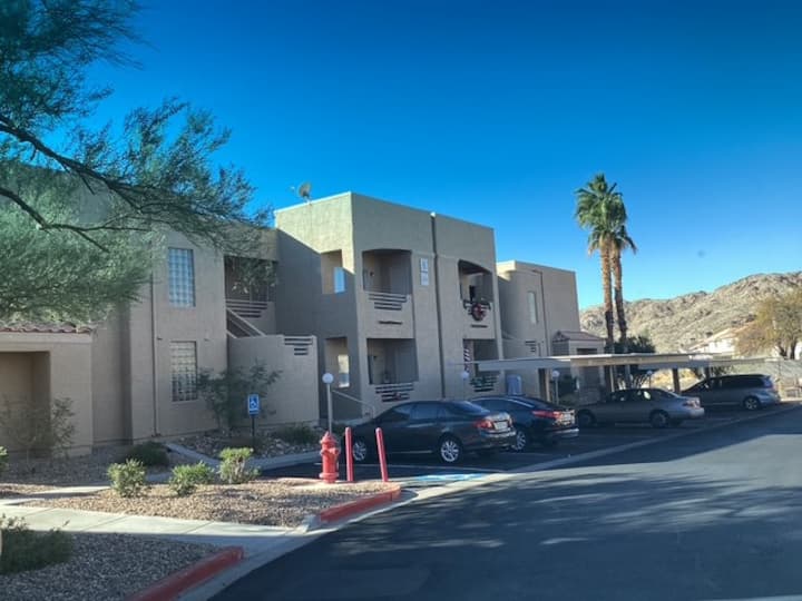 Laughlin Condo Near Casinos & Bullhead Hospitals - ラフリン, NV