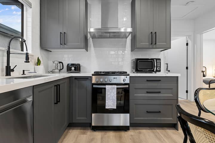 Spacious W/2br 1bath - Near Dtla  East Los Angeles - Chinatown - Los Angeles