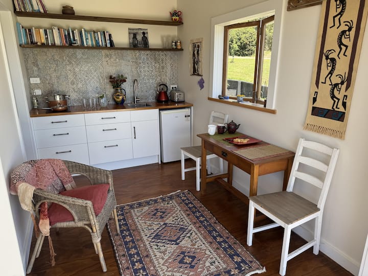 A Special Cottage. Ocean Views And A Holiday Vibe. - Waipu