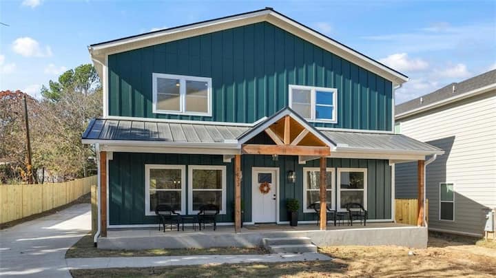 Just A Home Run Away From Baum! - Fayetteville, AR