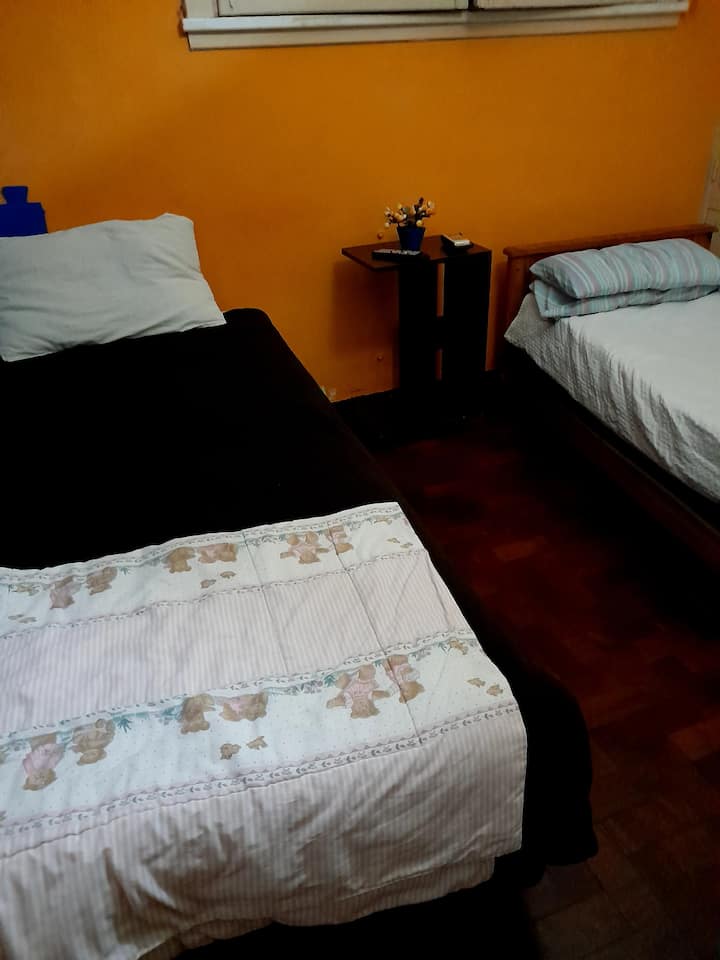 Orange Facultad De Medicina - Buenos Aires