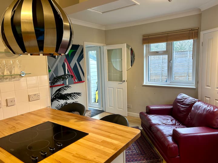 Stylish 1-bed Bungalow In Flimwell - Cranbrook