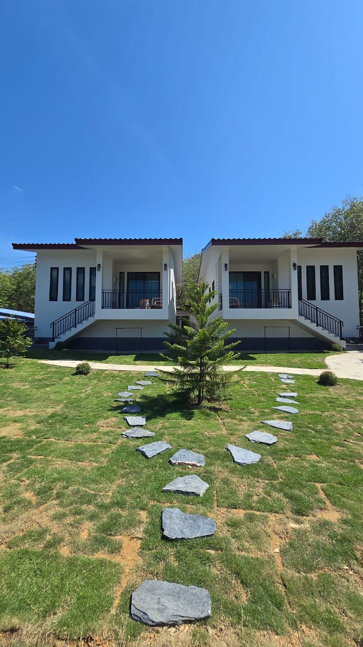 Samati Hill - Sunset Pool Villa - Klong Ning Beach - Ko Lanta District