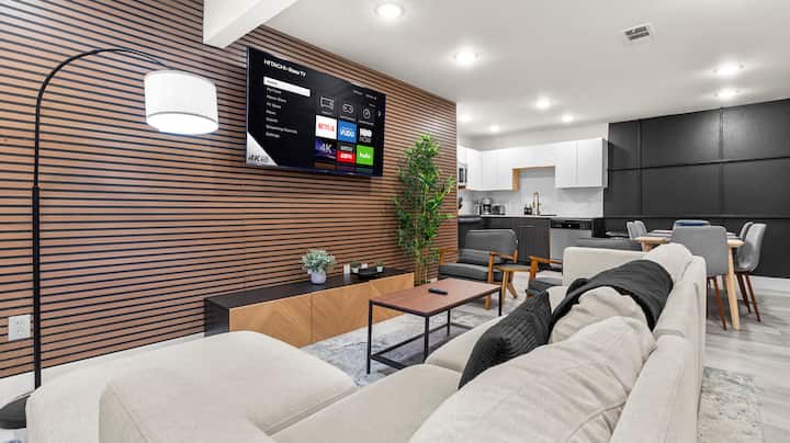 Urban Retreat Downtown|2br 1bath - Bluffview - Dallas