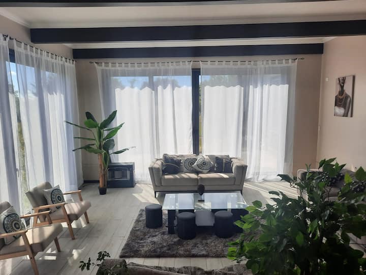Casa Hermosa En Puerto Varas - Puerto Varas