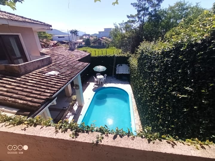 Casa Com Piscina 6 Dorm. Sala De Jogos No Campeche - 