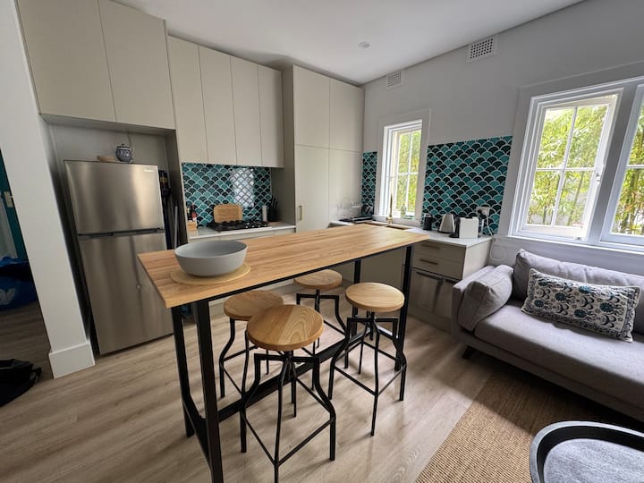 Renovated Apartment Opposite Bronte Beach - Bondi Beach