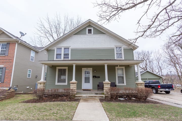 Newly Updated 3-bedroom Loft | Downtown Geneva - West Chicago, IL