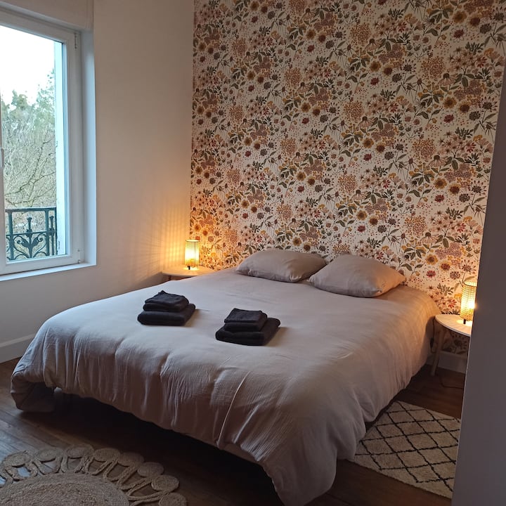 Le Français 3* Clim Garage Parking Privé Jardin - Ibis Budget Verdun