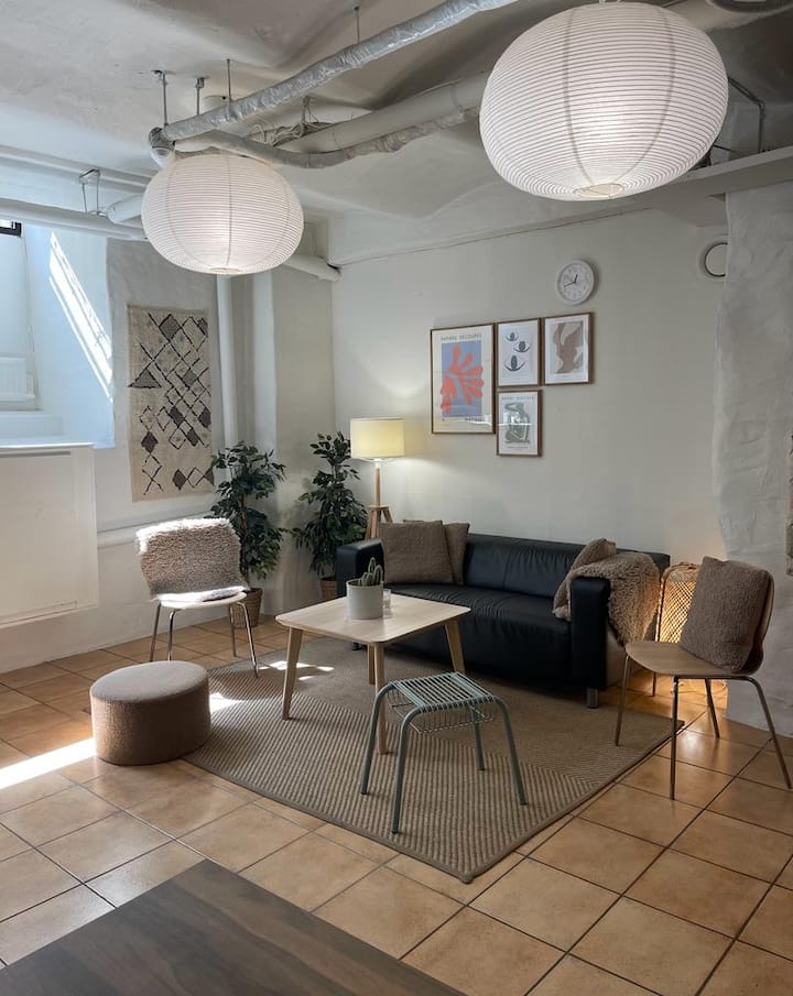 A Bed In An 8 Bed Dorm Room - Stockholm