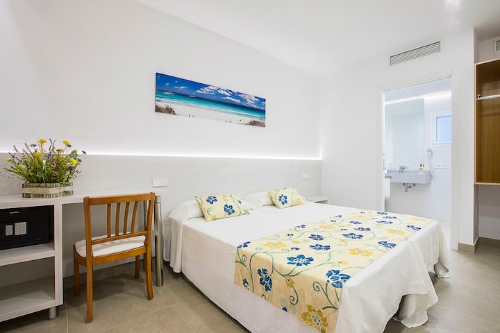 Habitación Doble, Terraza Y Acceso A La Playa - Formentera