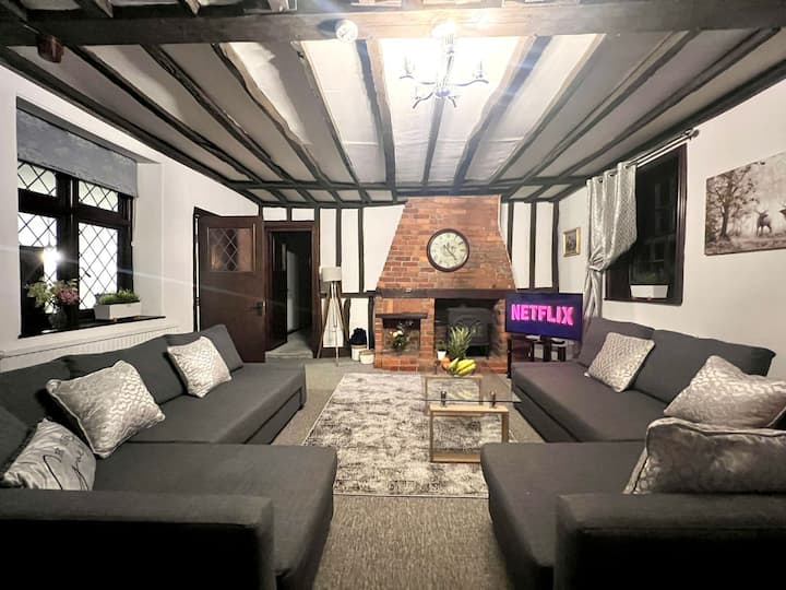 Duchess House 2- Beautiful 3br - Colchester